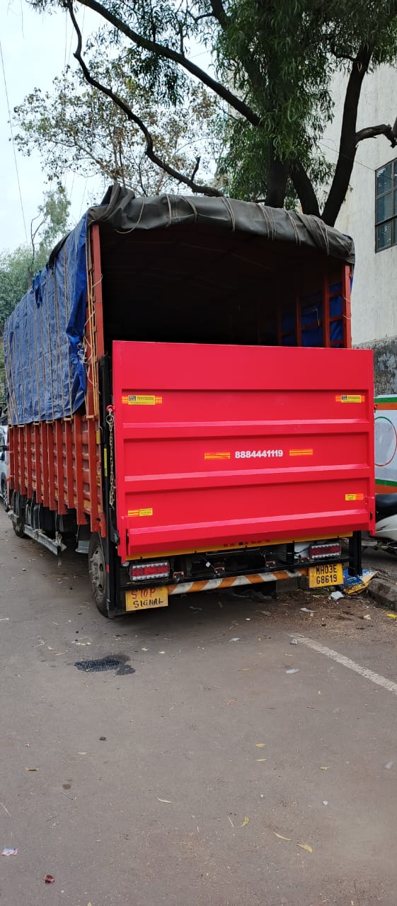 No.1 Column Tail Lifts Brand in India | Buy Tail Gate Lifts.